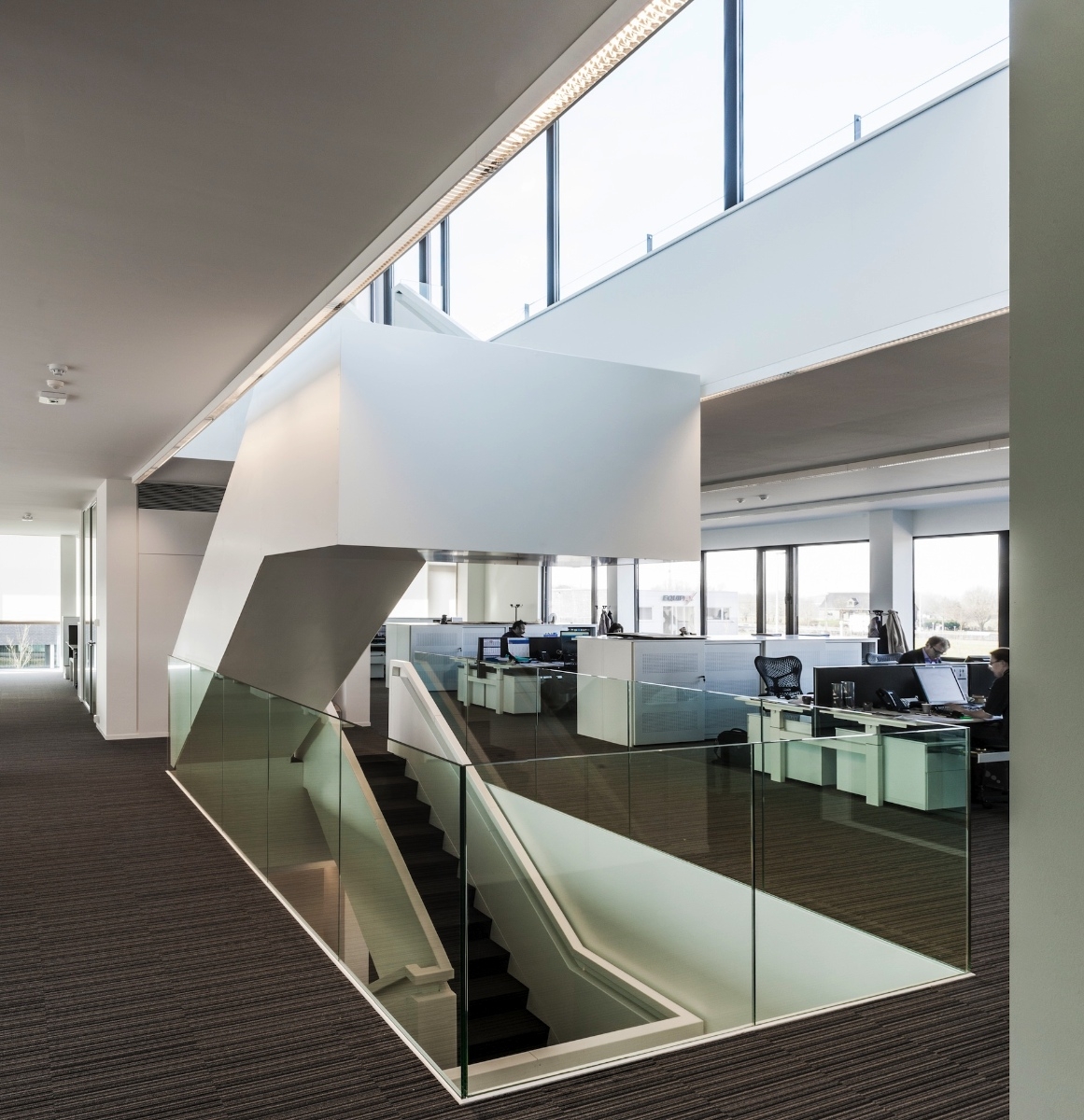 NV Bekaert SA - kantoorgebouw — Sileghem & Partners